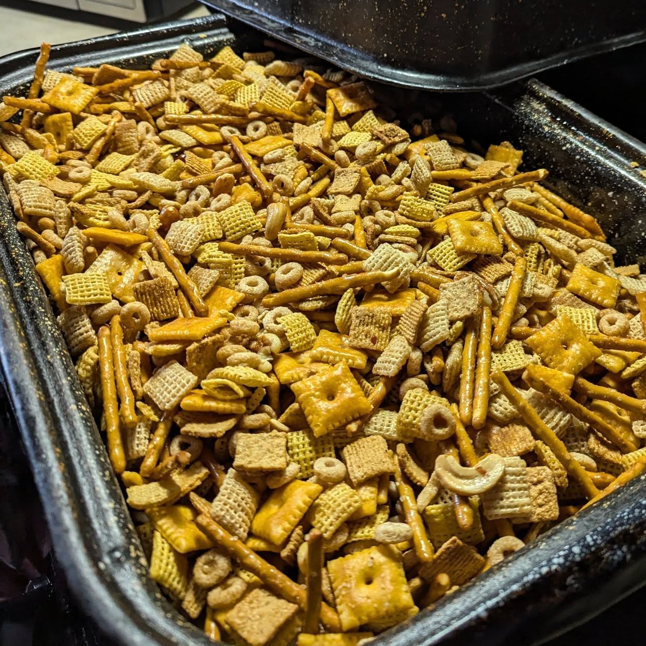 Grandma Lauer's Chex It - Olive You Snack Mix - Viva La Olive